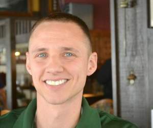 Former Volleydon using experience to help athletes - Chiropractic ...